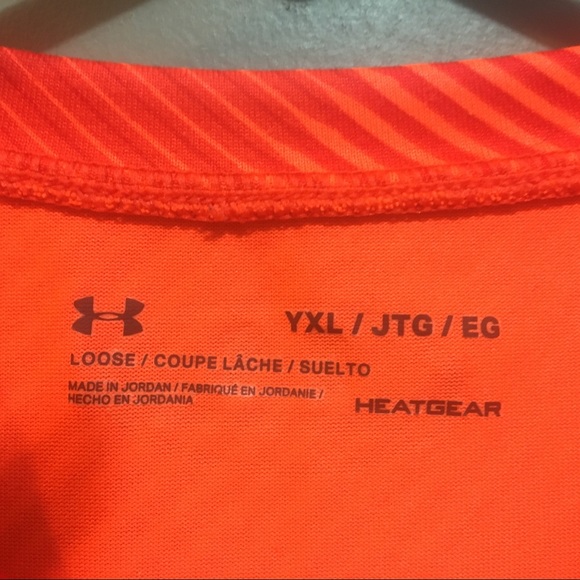 Under Armour | Shirts & Tops | Under Armour Short Sleeve Tee Size Yxl ...